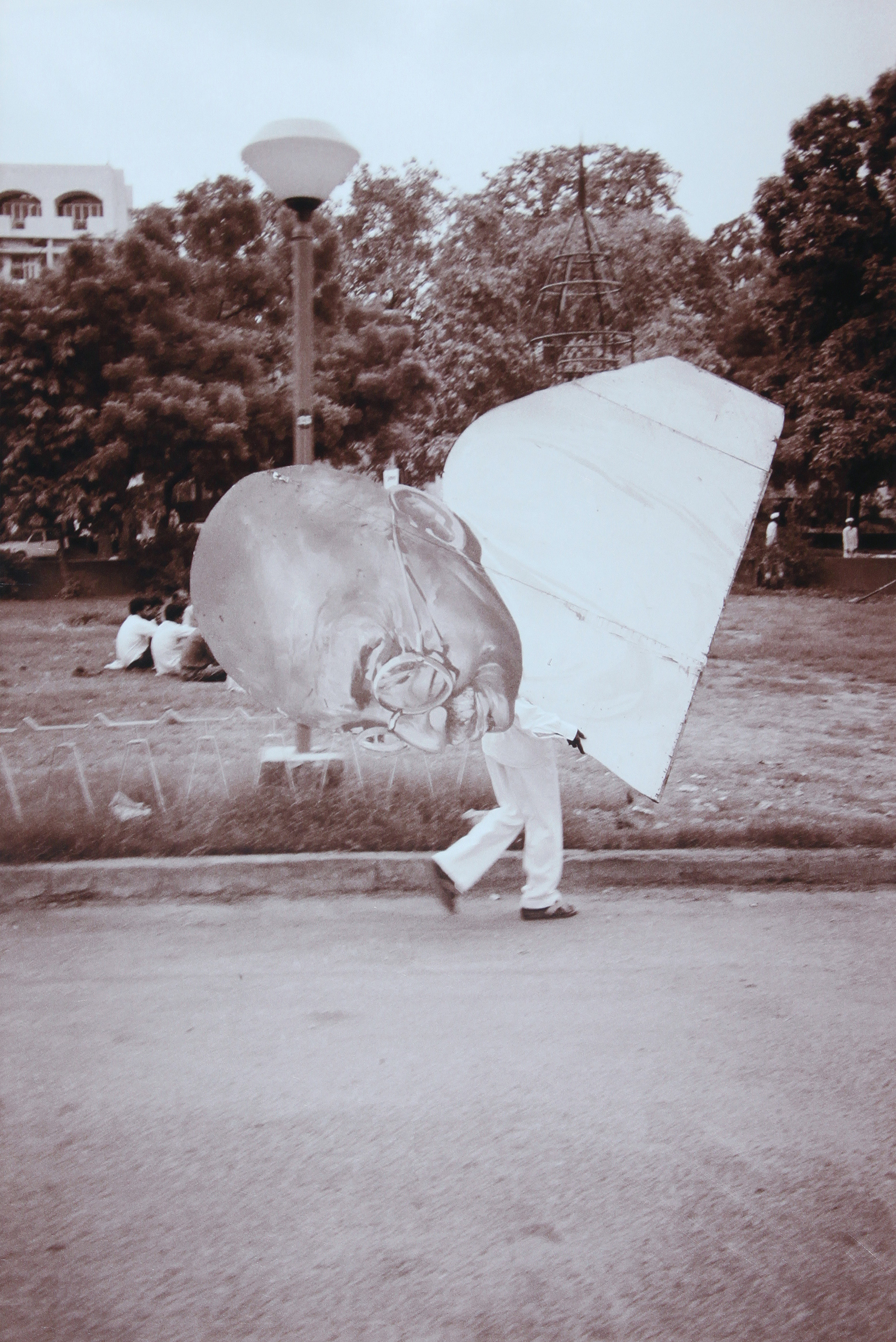 24-Hour Online Absolute Auction: Editions -Jul 25-26, 2012 -Lot 11 -Ram ...