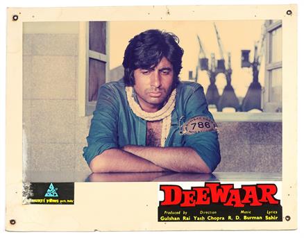 AMITABH BACHCHAN IN DEEWAR (1975) @ | StoryLTD