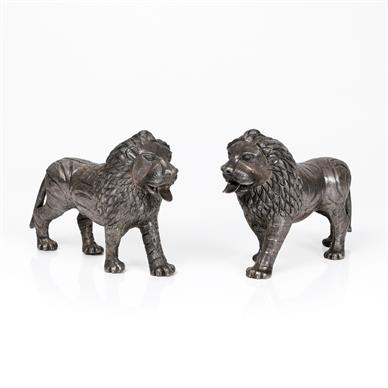 SET OF TWO SILVER `LIONS` @ | StoryLTD